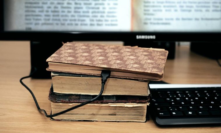 O que faz um revisor de textos? – Zona Curiosa