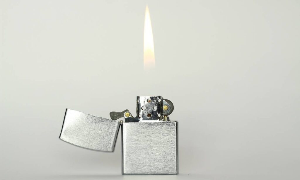 Como funcionam os isqueiros? – Zona Curiosa