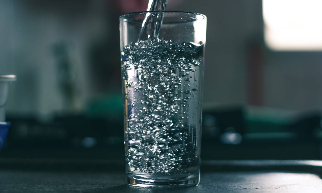 Por que a água é transparente? – Zona Curiosa