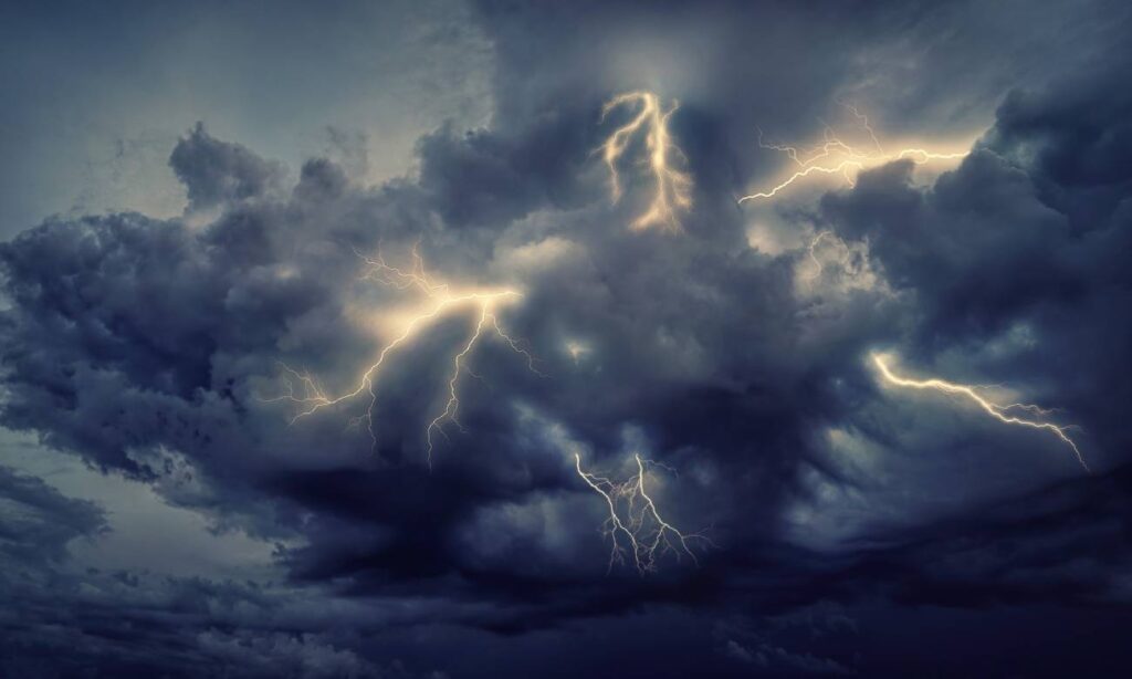 Por que o trovão faz barulho? – Zona Curiosa