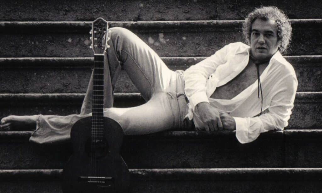 Quem foi Erasmo Carlos? Conheça sua trajetória de sucesso! – Zona Curiosa