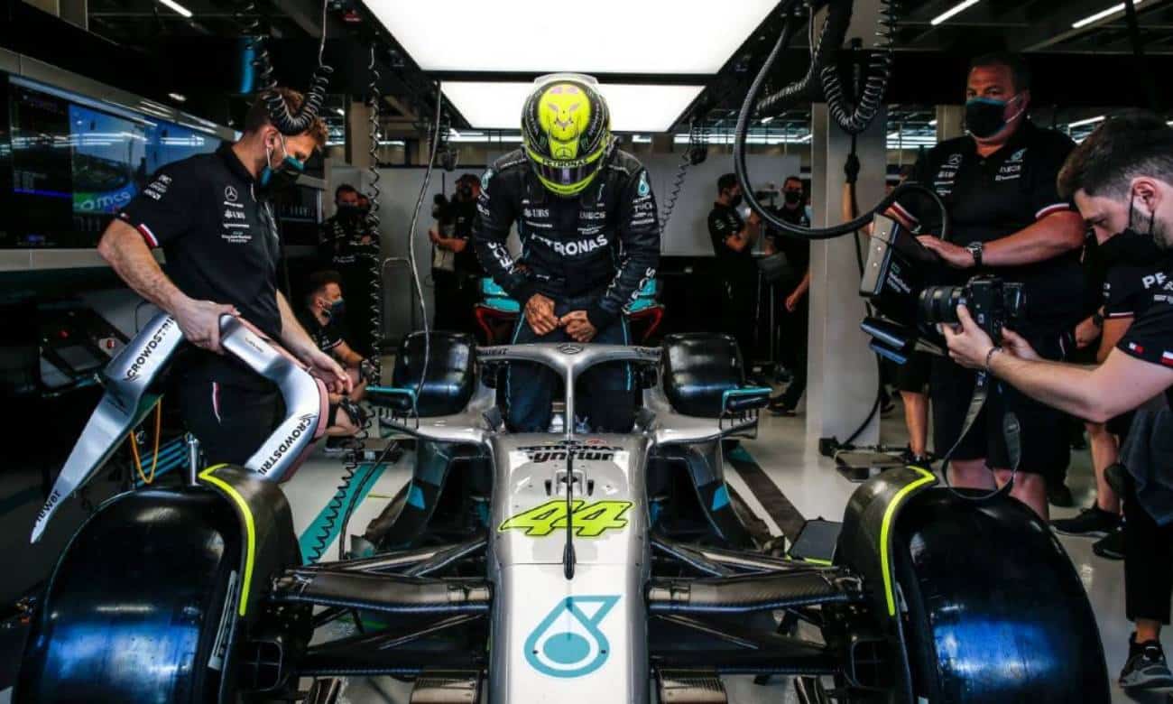 Por que o Lewis Hamilton usa o número 44 na Fórmula 1? – Zona Curiosa